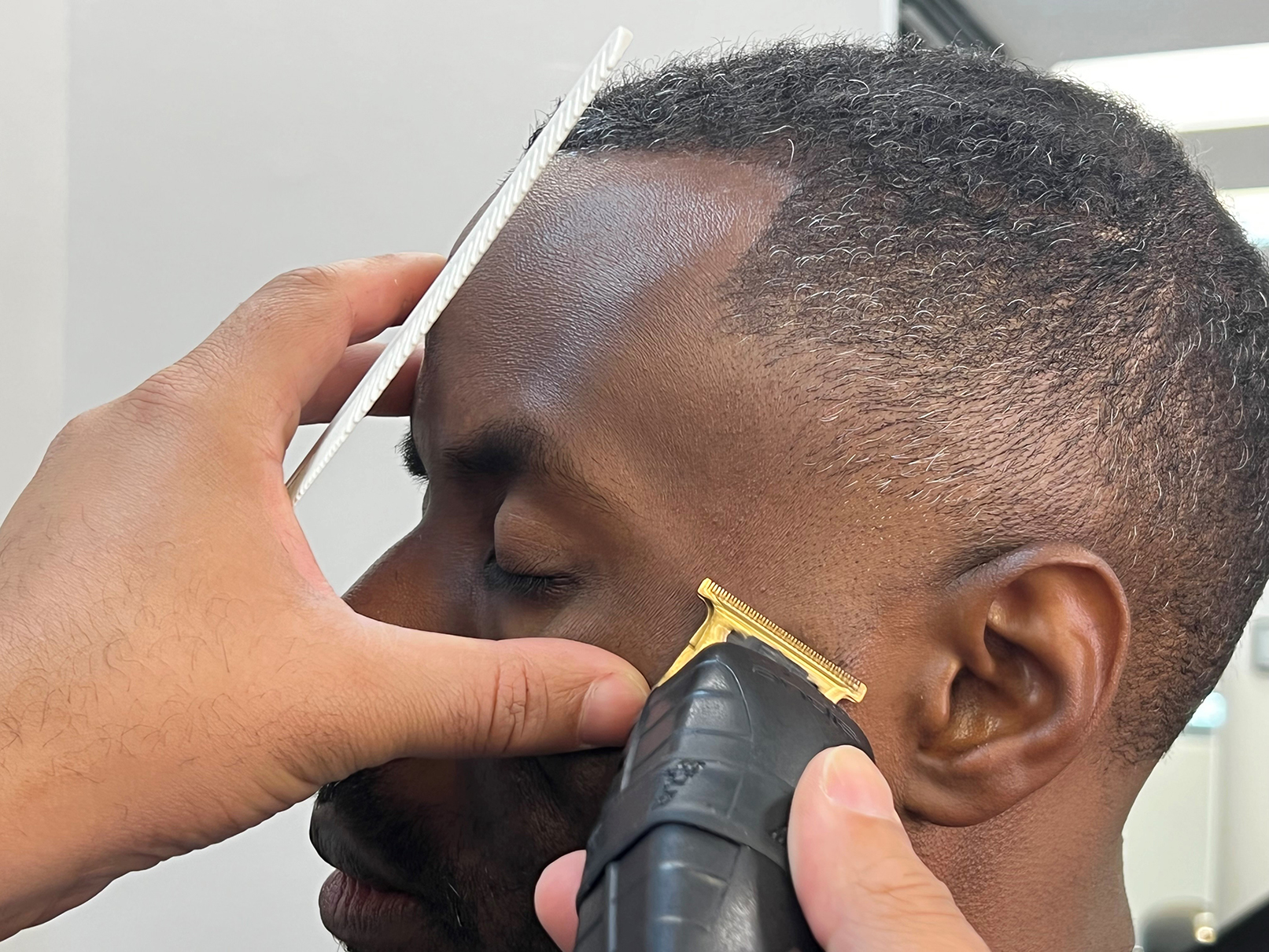 Step-by-Step: Kenny Duncan’s Molded Wave Brush Cut - Featuring Andis