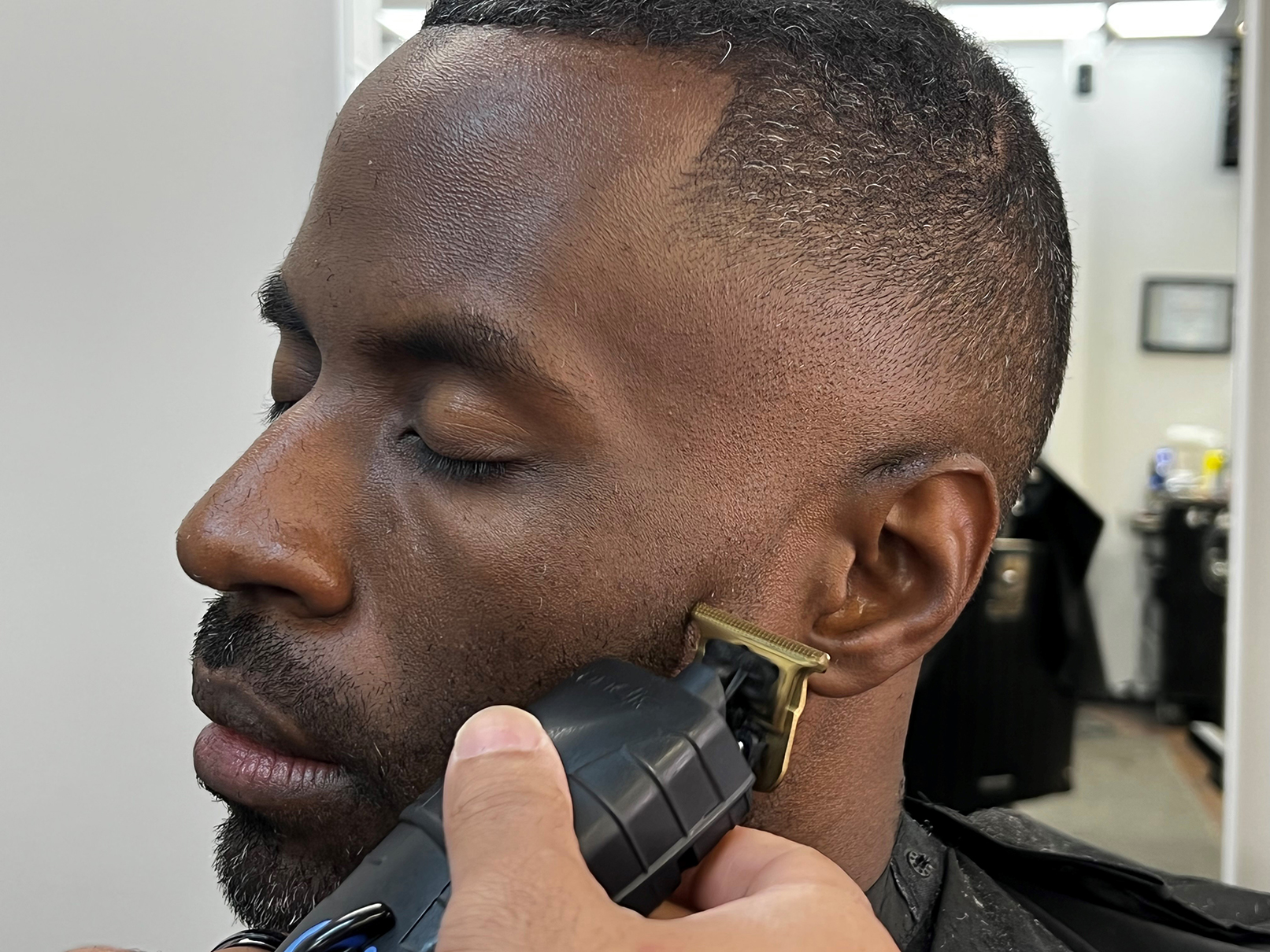 Step-by-Step: Kenny Duncan’s Molded Wave Brush Cut - Featuring Andis